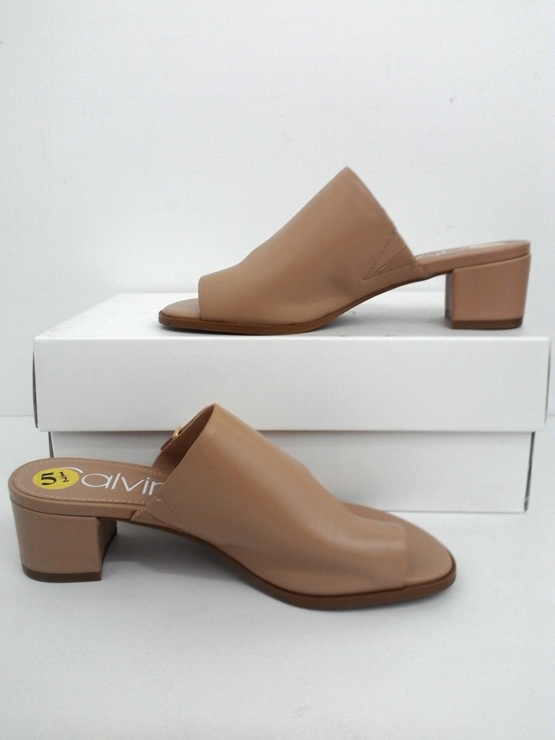 Calvin Klein Women Daria Nappa Leather Split Toe Casual, Desert Sand ...